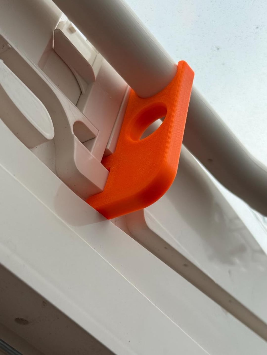 Mini Heki Skylight Locking Clips (400x400) - Campervan Rooflight Extra ...