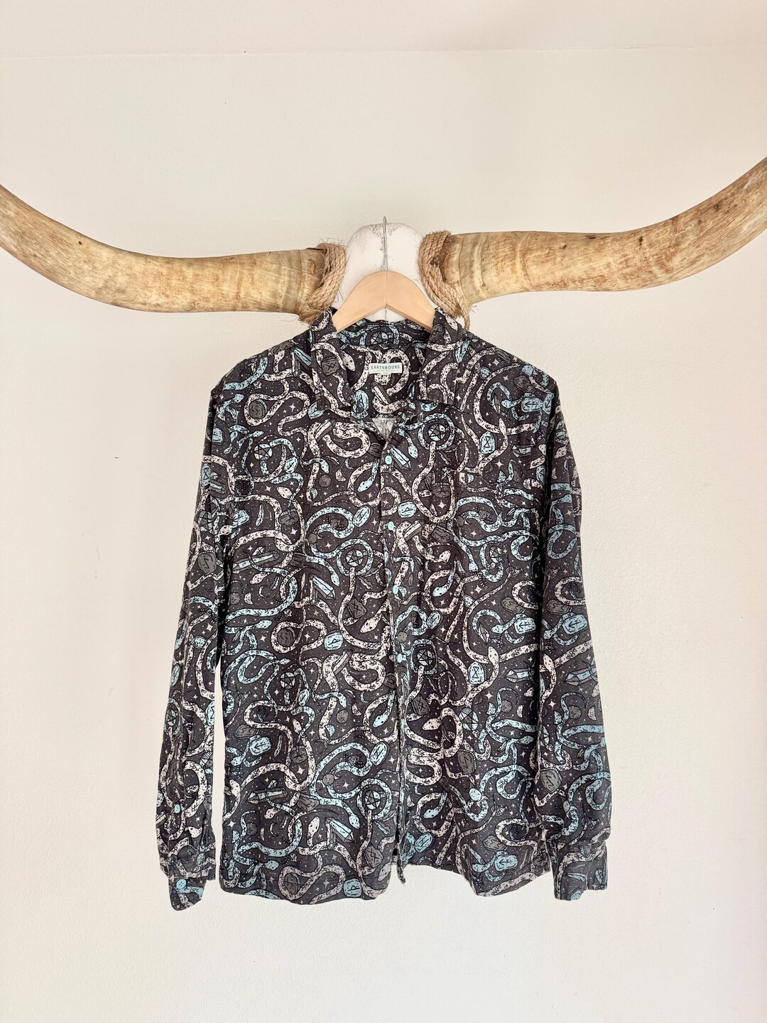 Earthbound Trading Co. Men’s L Gray Blue Snake Celestial Earthy Shirt ...