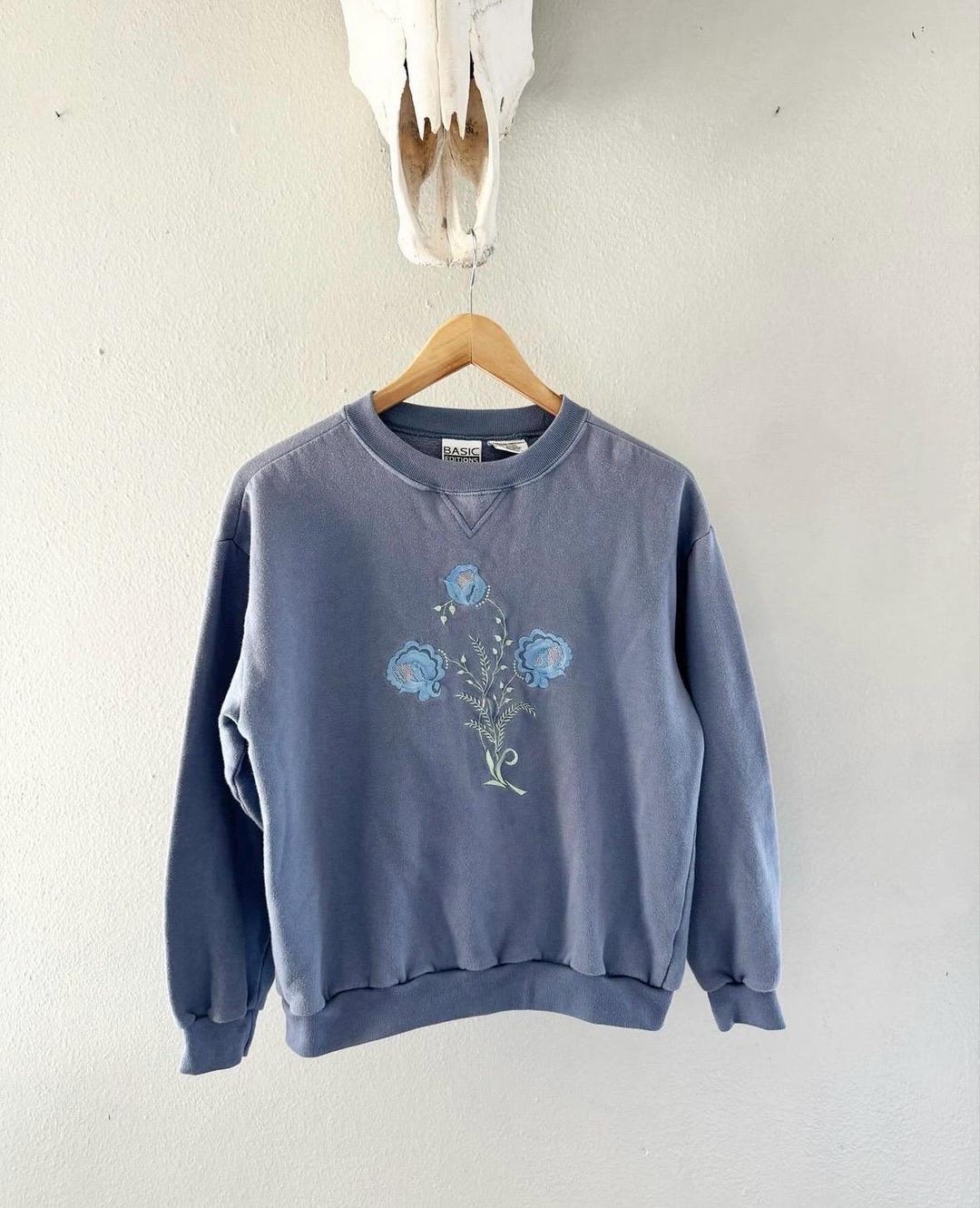 Vintage Basic Editions Granny Periwinkle Floral Embroidered Sweater ...