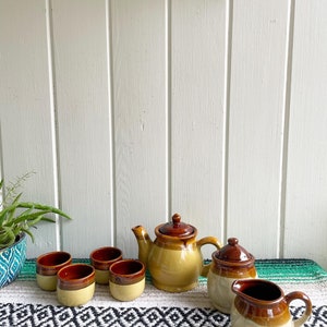 Vintage Three Toned Brown Tea Set With Pitcher, Sugar, Creamer, and 4 ...