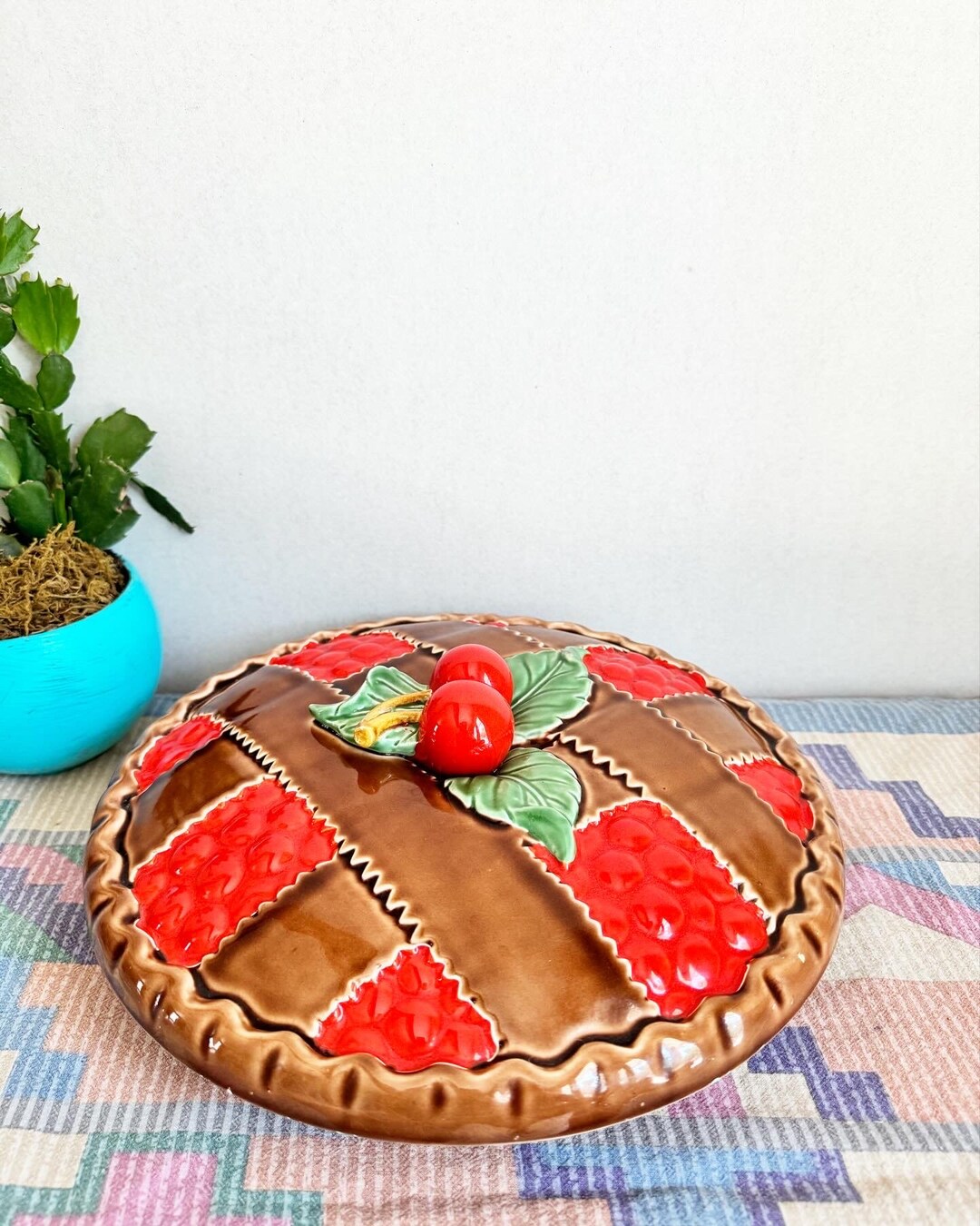 Vintage 1950’s Cherry Pie Storage Dish With Lid. Ceramic Cherry Pie ...