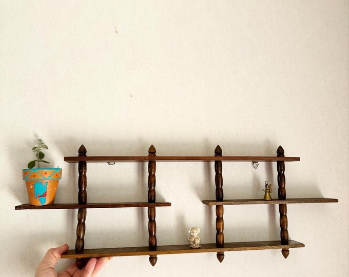 Vintage Wood Wall Spindle Display Shelf. Knick Knack Wood Display Shelf ...