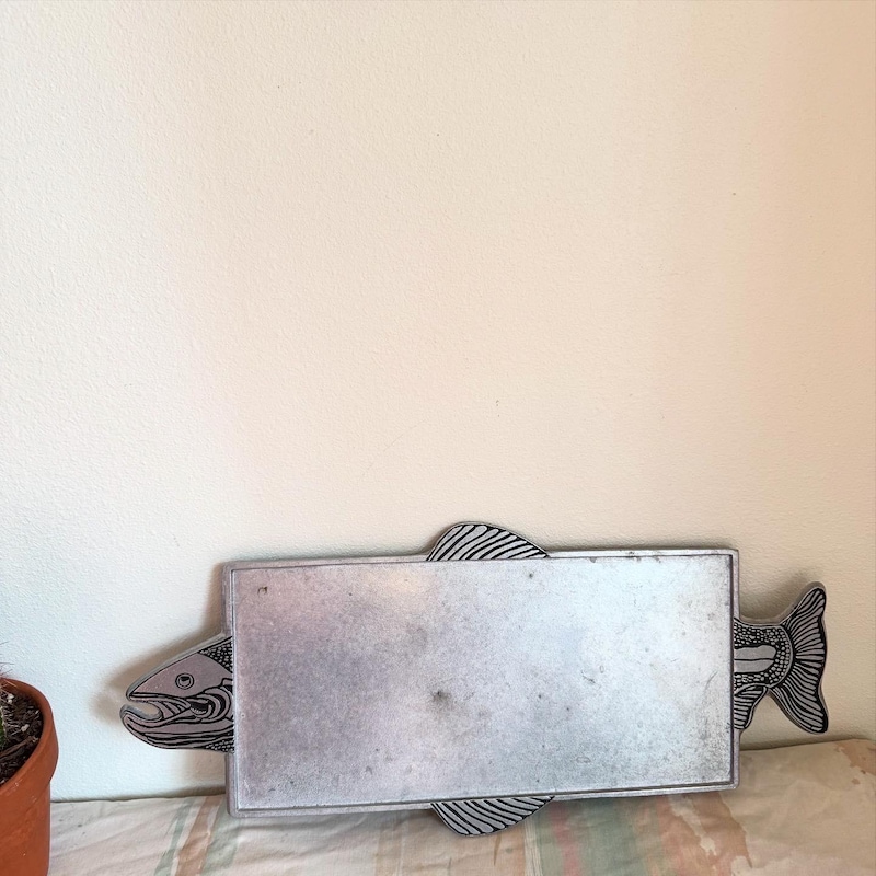 Vintage Metal Fish Dish - Etsy