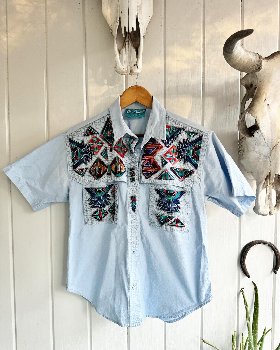 Amazing Glittery Silver Puffy Paint and Patchwork Short Skeeve Button ...