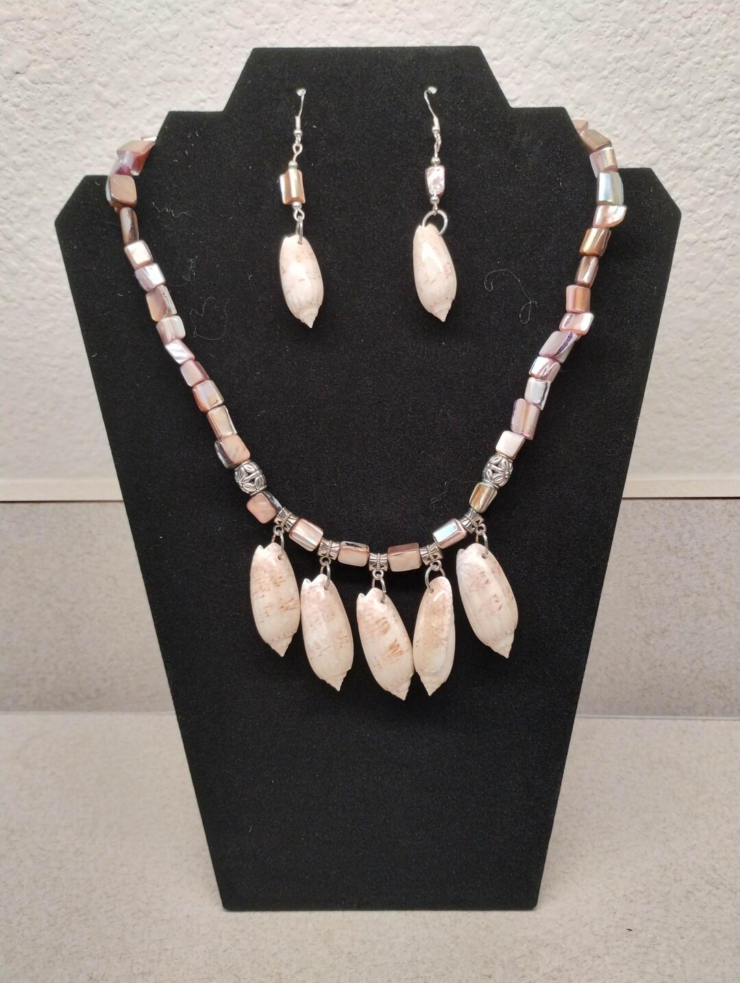Lettered Olive Shell Necklace Set - Etsy