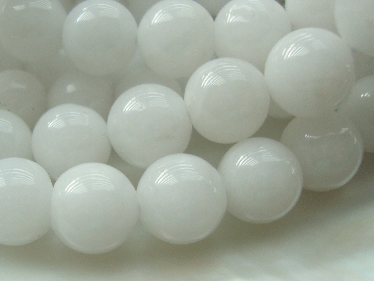 White Natural Quartzite Smooth 8mm Round Beads Natural - Etsy