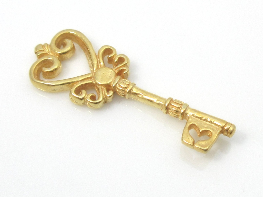 Gold Vintage Heart Key Charm, 2 Keys, 30x10mm, 1.25 Inch, Bali Artisan ...