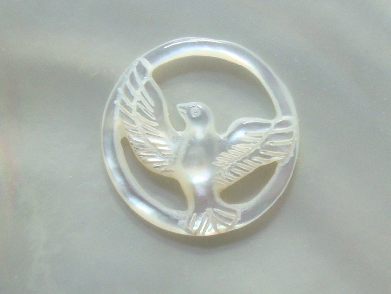 1 Pc, 18mm, Hand Crafted Pigeon, Mother of Pearl Pigeon - Etsy