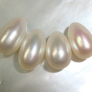 2 Pcs, 10-11x7.5-8mm, Fresh Water Pearl, Creamy White Ivory White ...