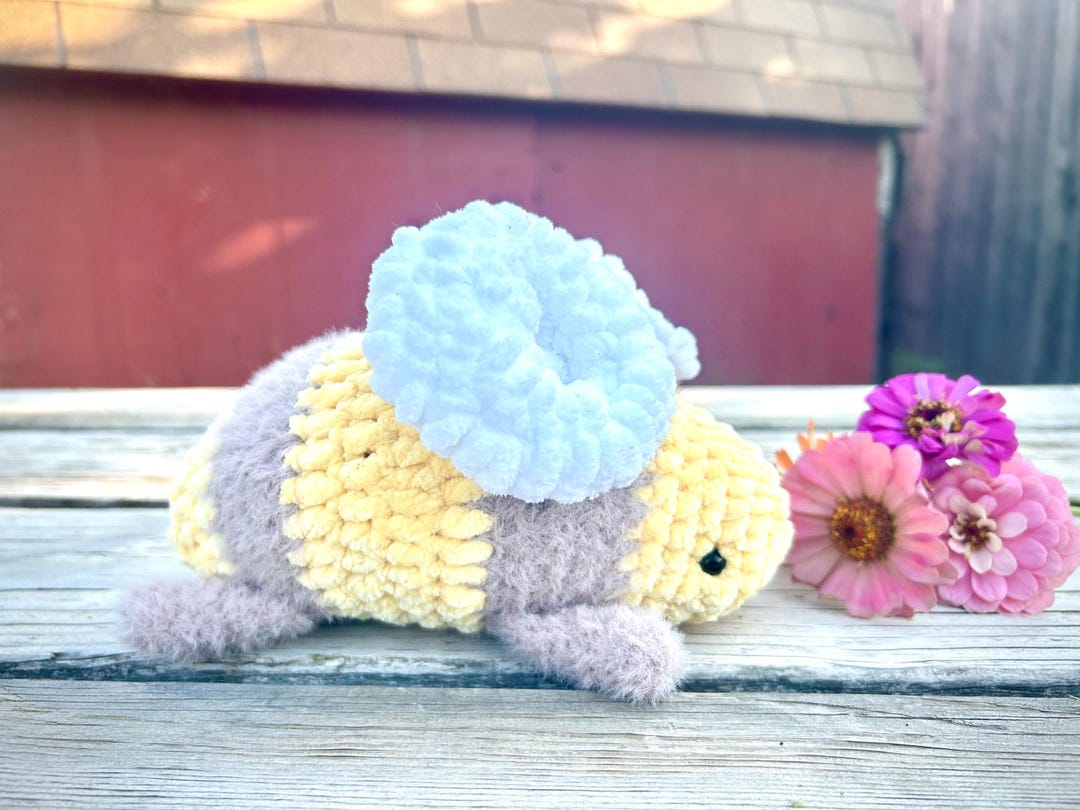 Bumbley Bees Handmade Crochet Plushie - Etsy Canada