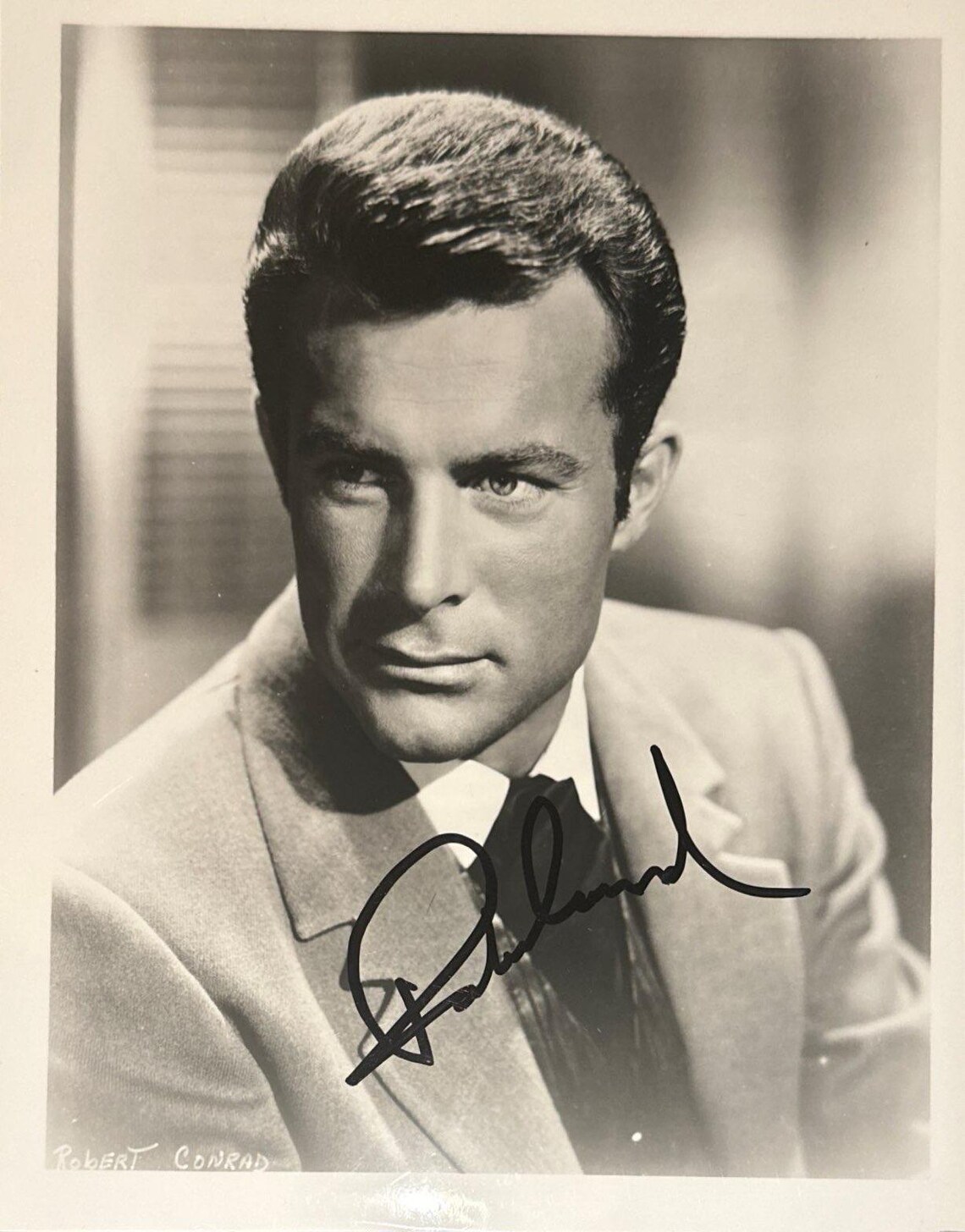 Robert Conrad Actor Hand Signed Autograph 8x10 James T. West Signed the ...