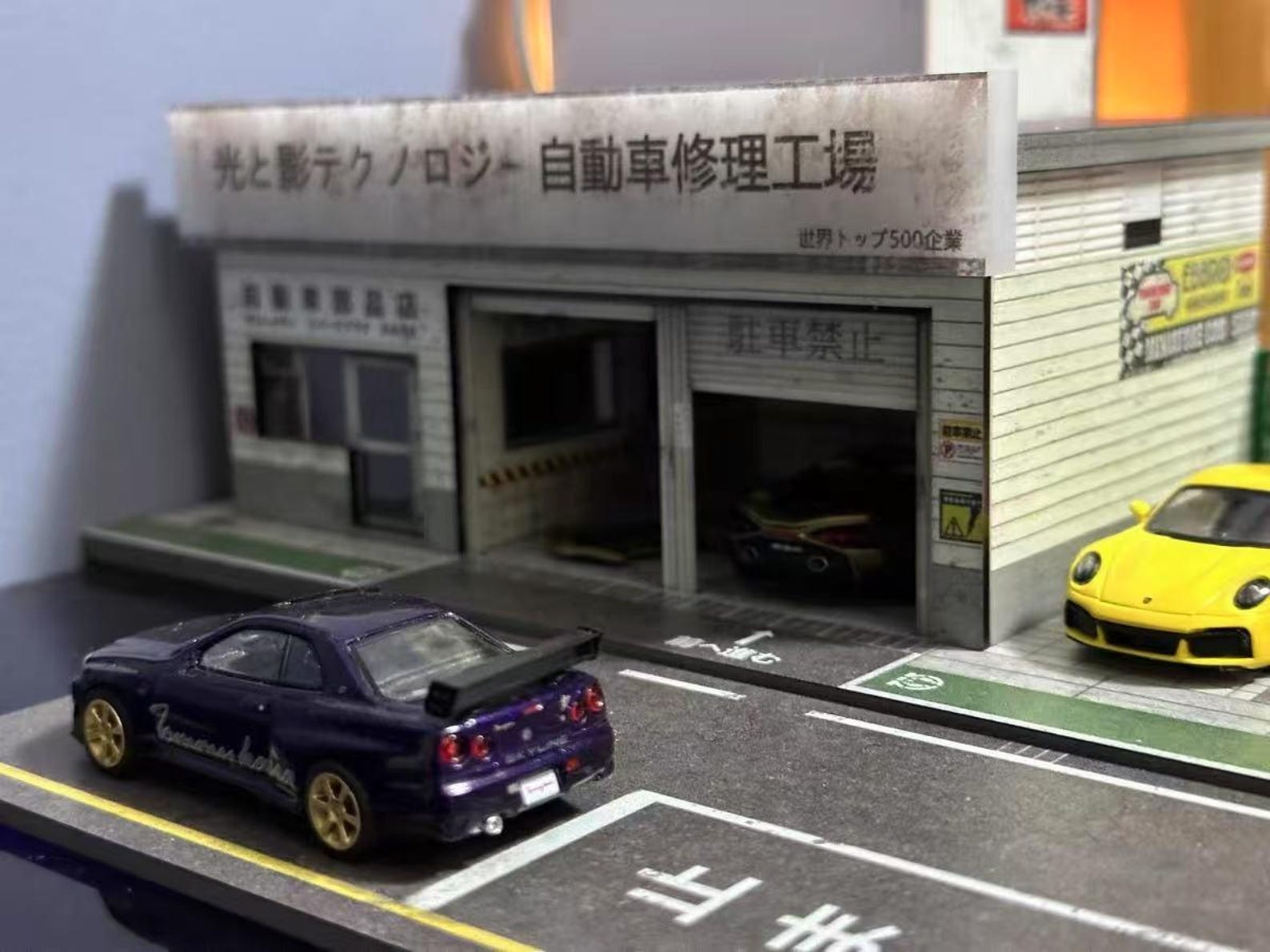 1:64 Scale Japanese Auto Repair Shop Diorama – JDM Car Garage Scene ...