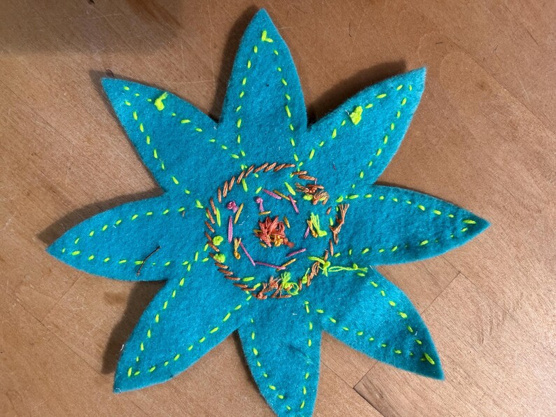 DIY Fabric Flower Patch Kit #2 Includes Instructions, 3 Pattern Sizes ...