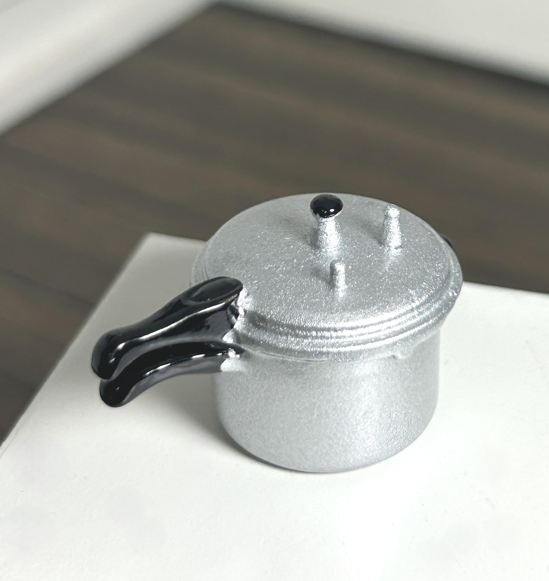 Miniature Dollhouse Pressure Cooker, Scale 1:12 - Etsy