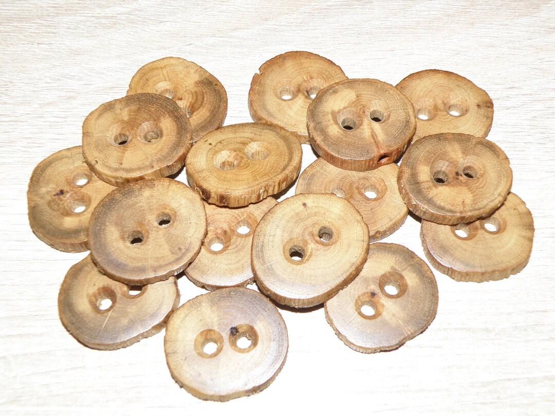 16 Handmade Oak Wood Tree Branch Buttons , Accessories (1,18" Diameter ...