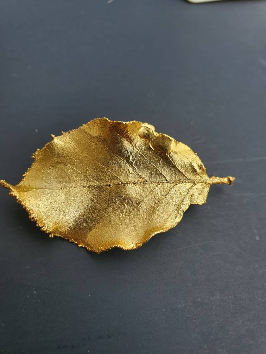 Vintage Gold Tone Leaf Pin / Brooch - Etsy