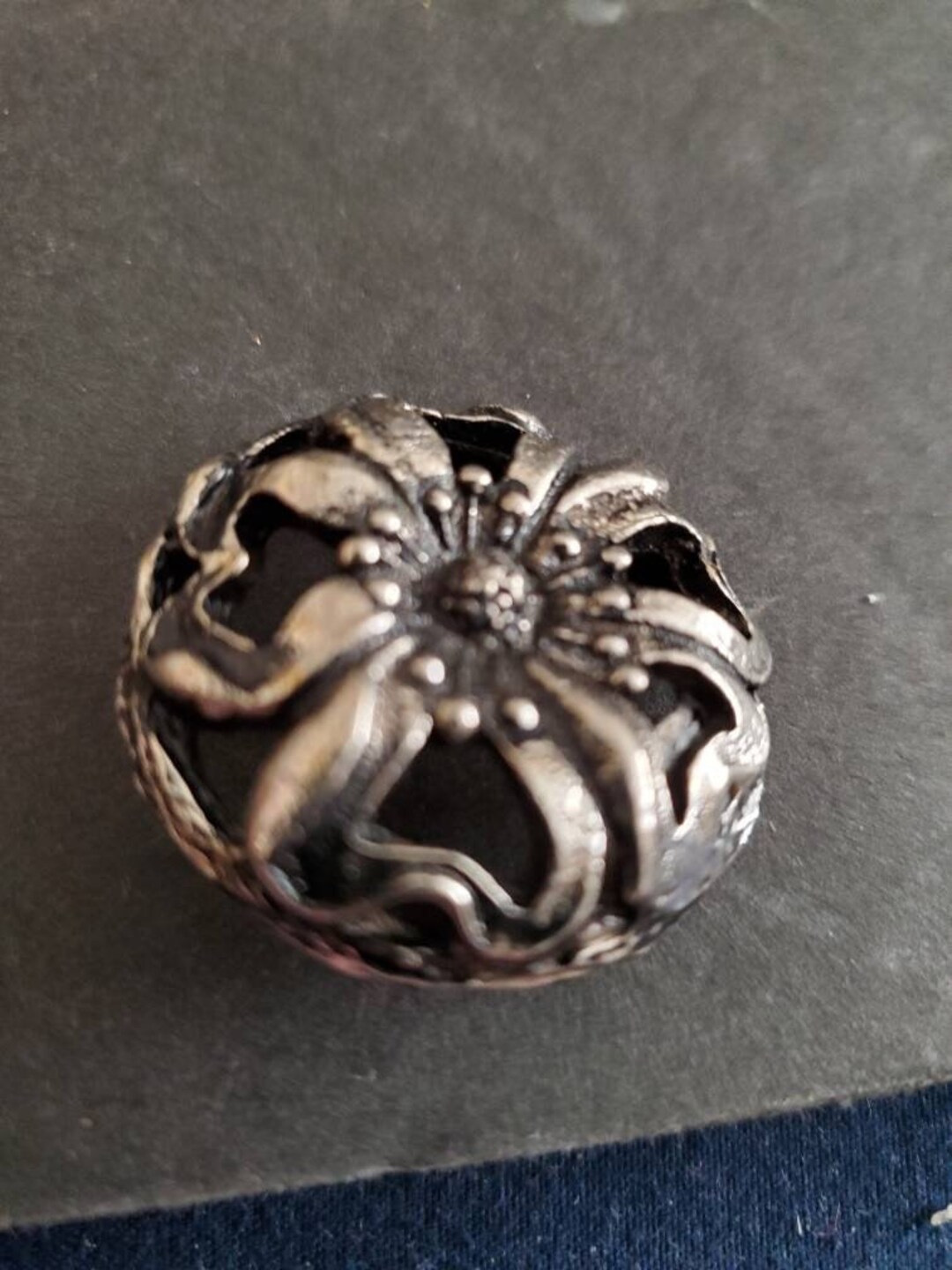 Vintage Flower Silver Plate Button - Etsy
