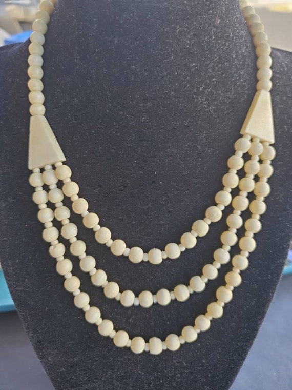 Vintage hand made bone - Gem