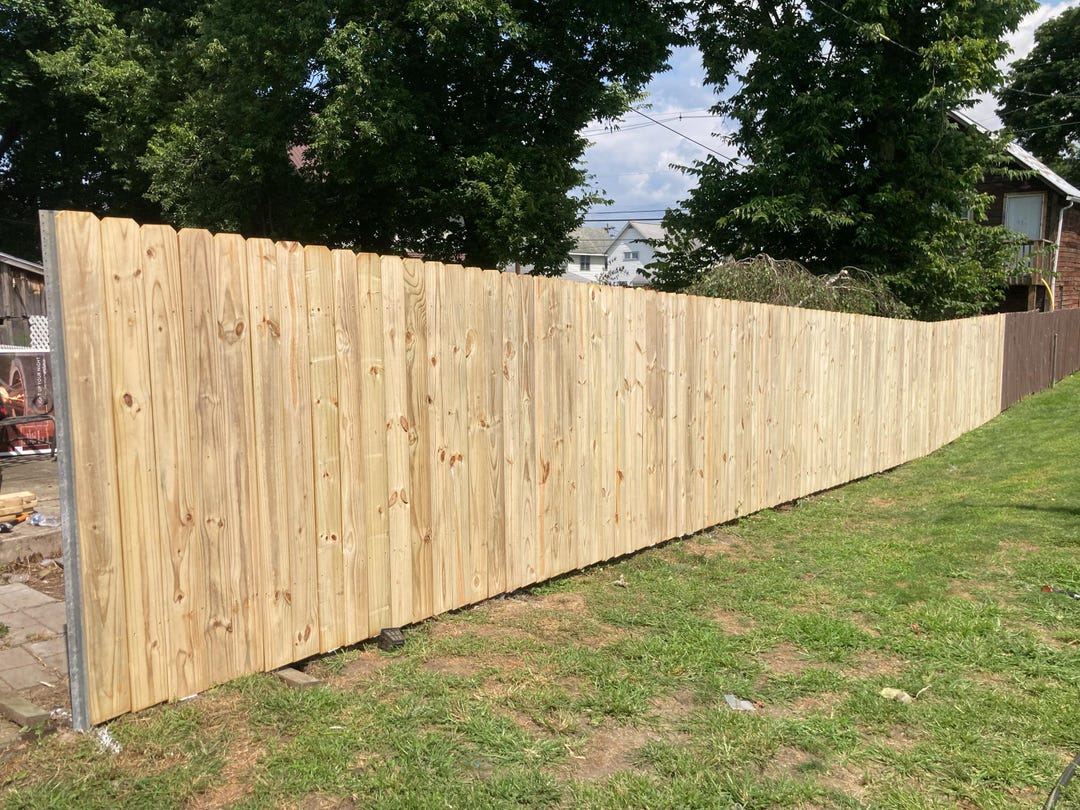 How to Build a Wood Picket Fence Diy-friendly Walkthrough - Etsy