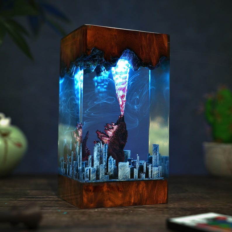 King Monster God.zilla Resin Lamp, Handmade Titan City Attack Scene ...