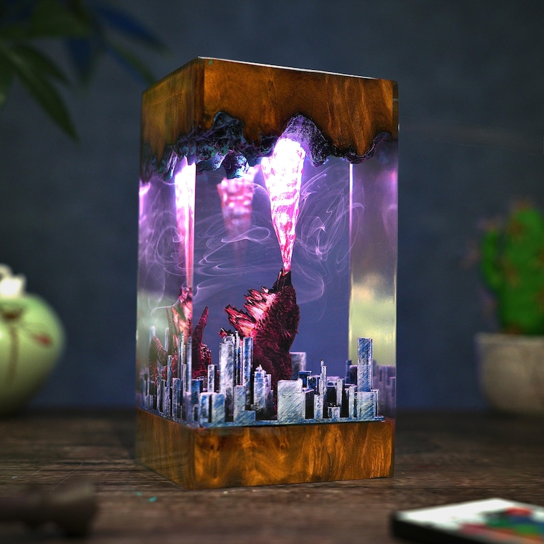 King Monster God.zilla Resin Lamp, Handmade Titan City Attack Scene ...