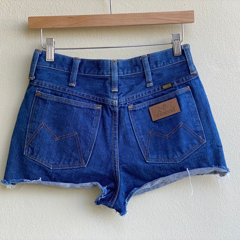 Daisy Shorts - Etsy