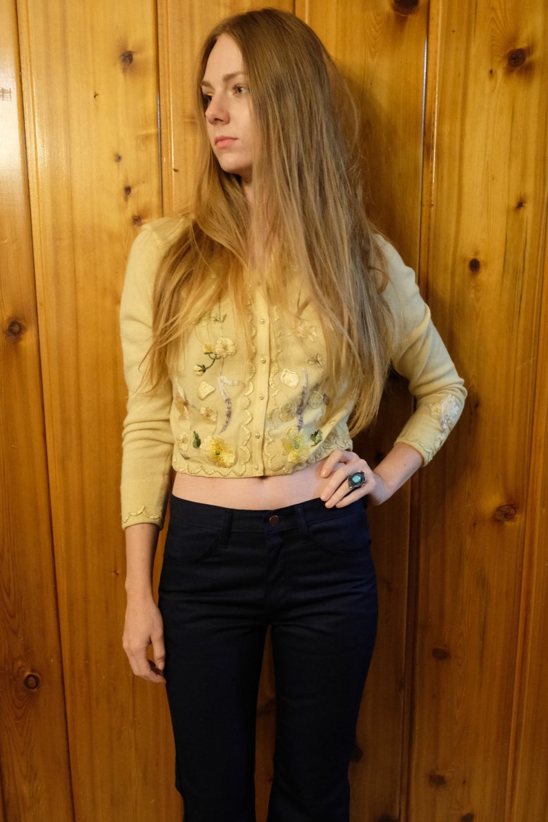 Helen Bond Carruthers / 1950s Cashmere Cardigan Sweater / Mid | Etsy