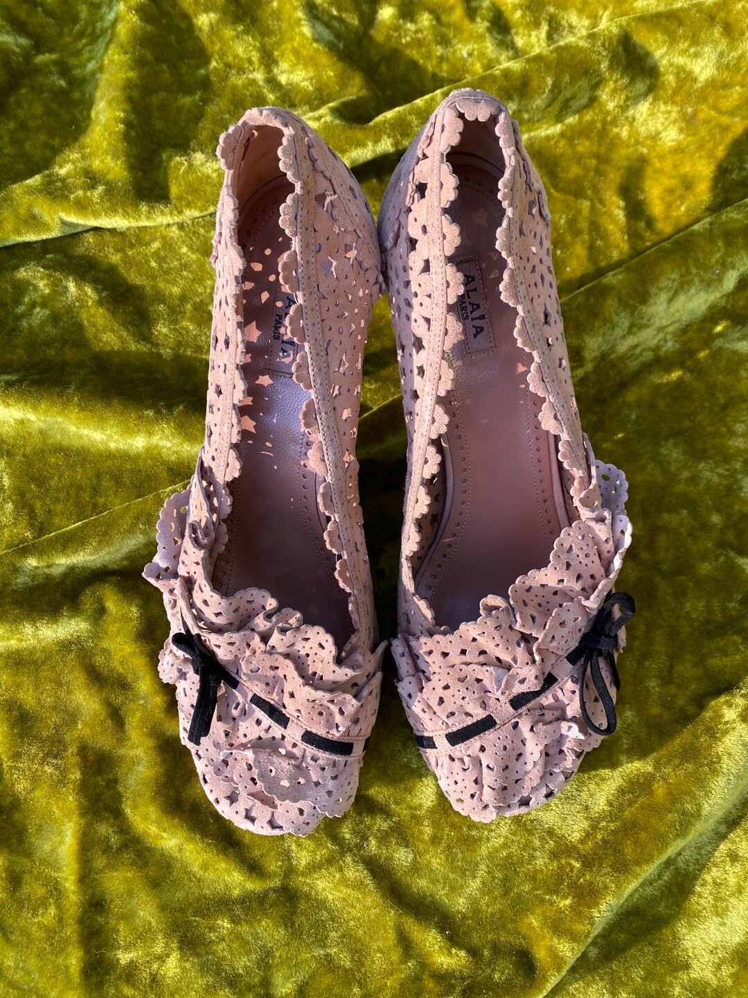 Azzedine Alaïa Laser Cut Shoes / Round Toe Tan Suede Leather Pumps ...