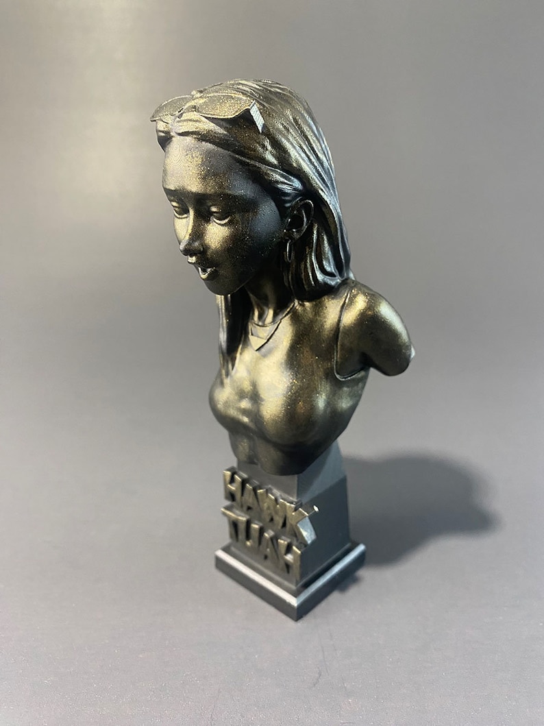 Estatua de busto de niña HawK Tuah - Etsy México