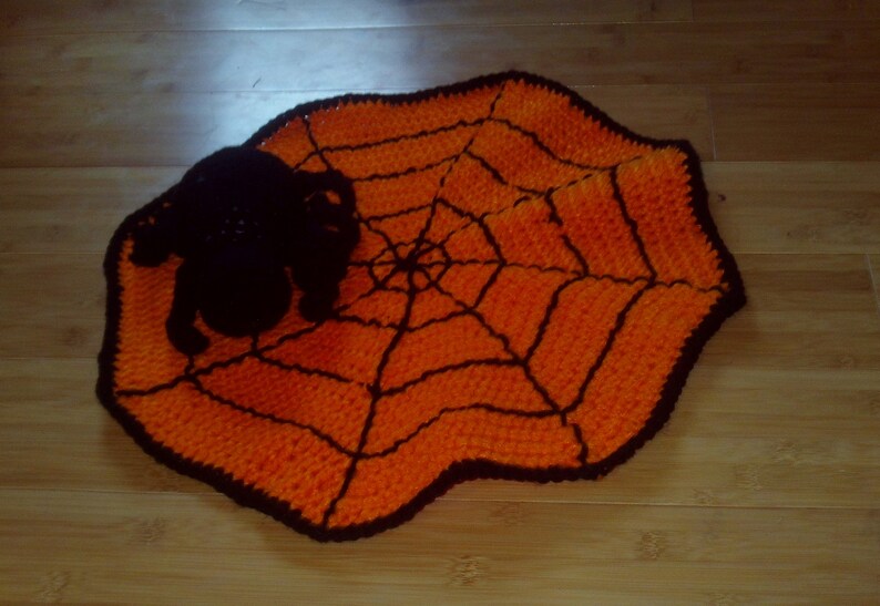 Spider Web Table Mat, Halloween Decoration, Spider, Crochet Centerpiece ...