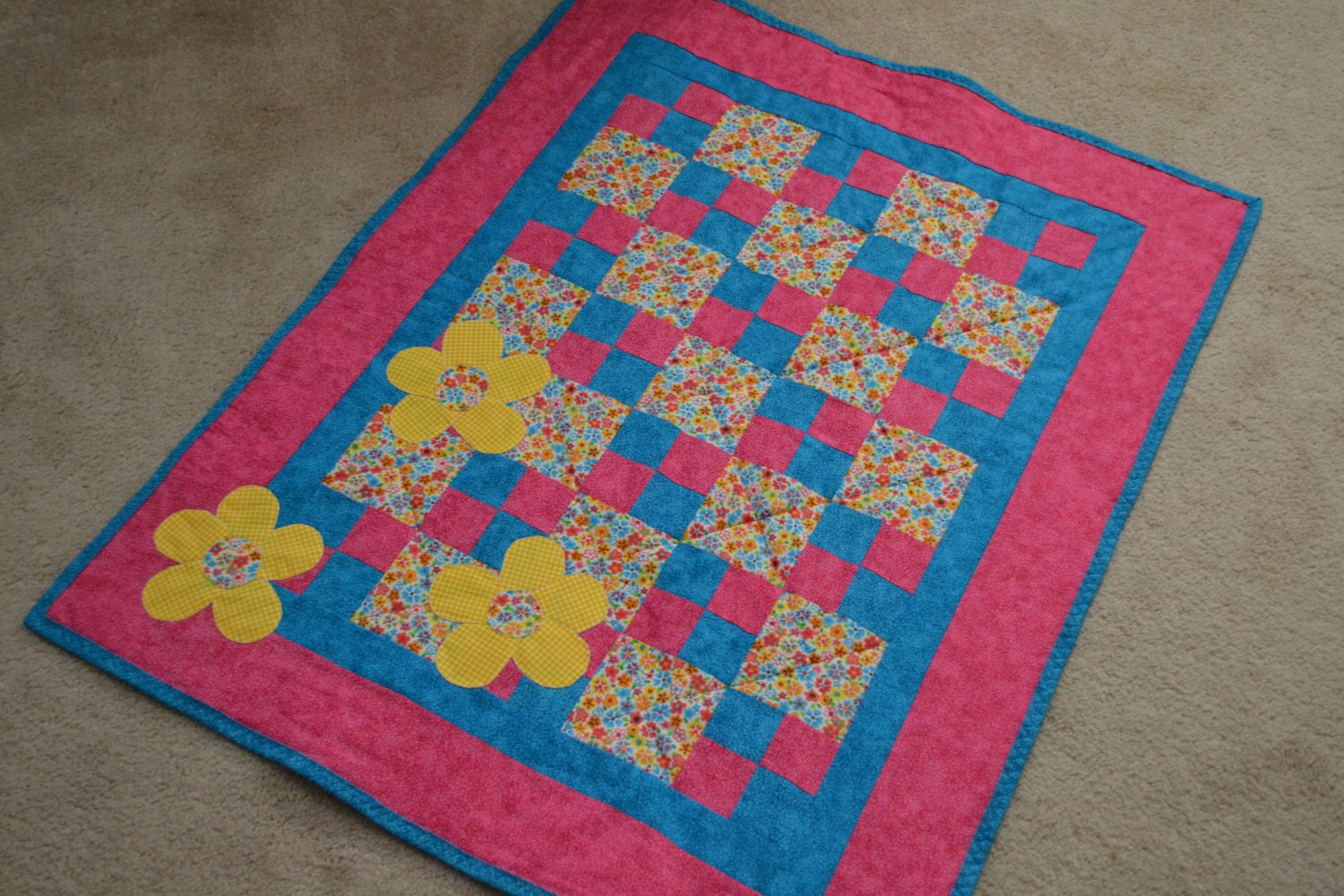 Pop of Flower Baby Quilt - Etsy