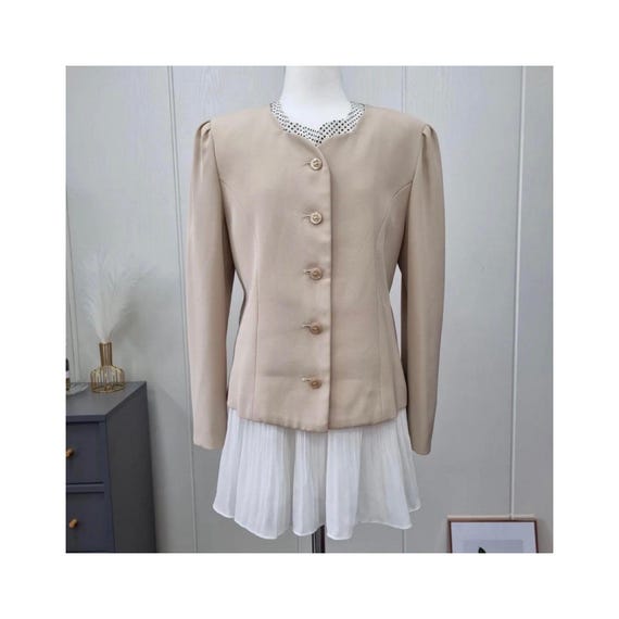 Vintage Beige blouse jacket Blazer with Detachable Po… - Gem