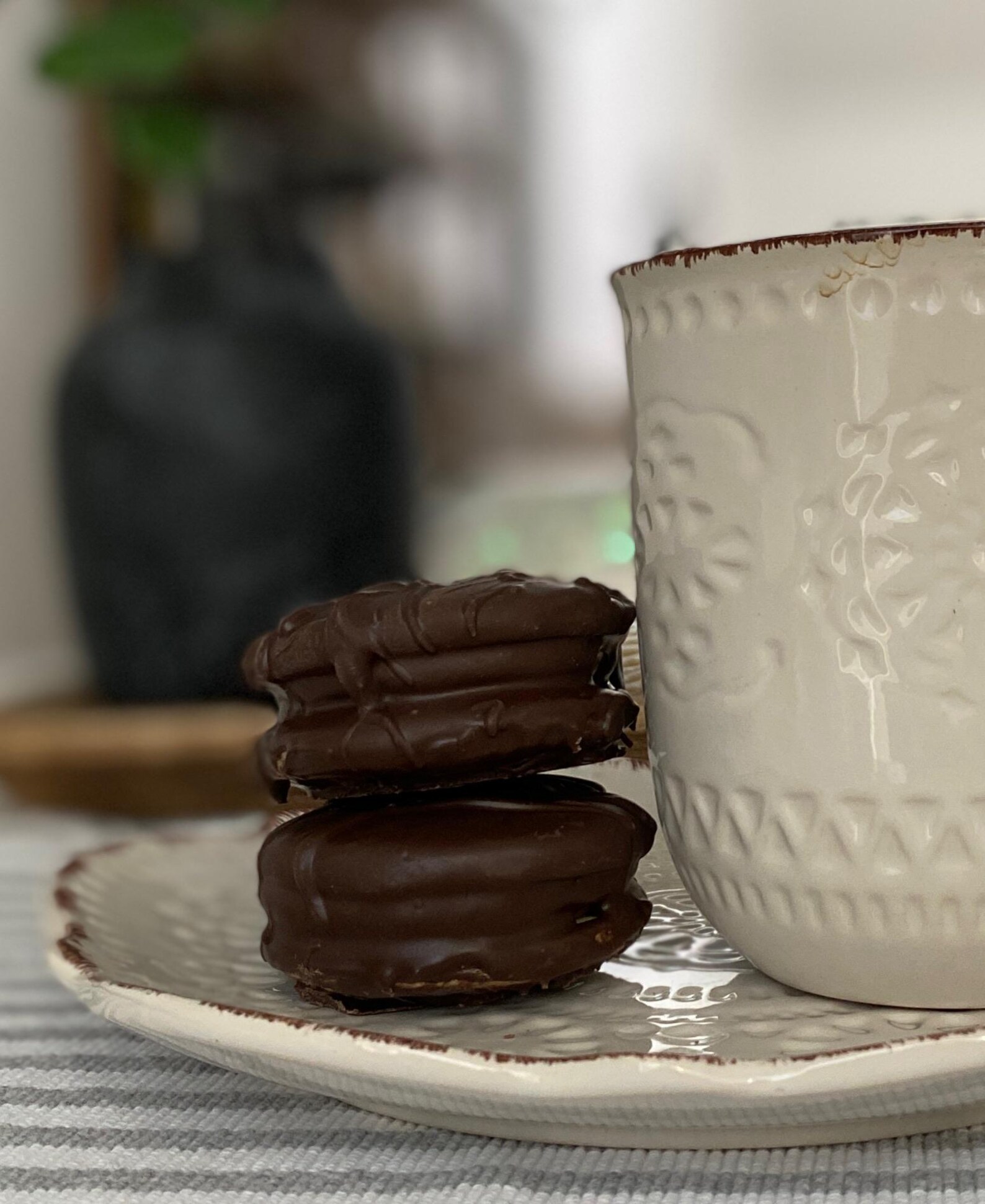 ALFAJOR Choco-dipped Peruvian Bliss - Etsy