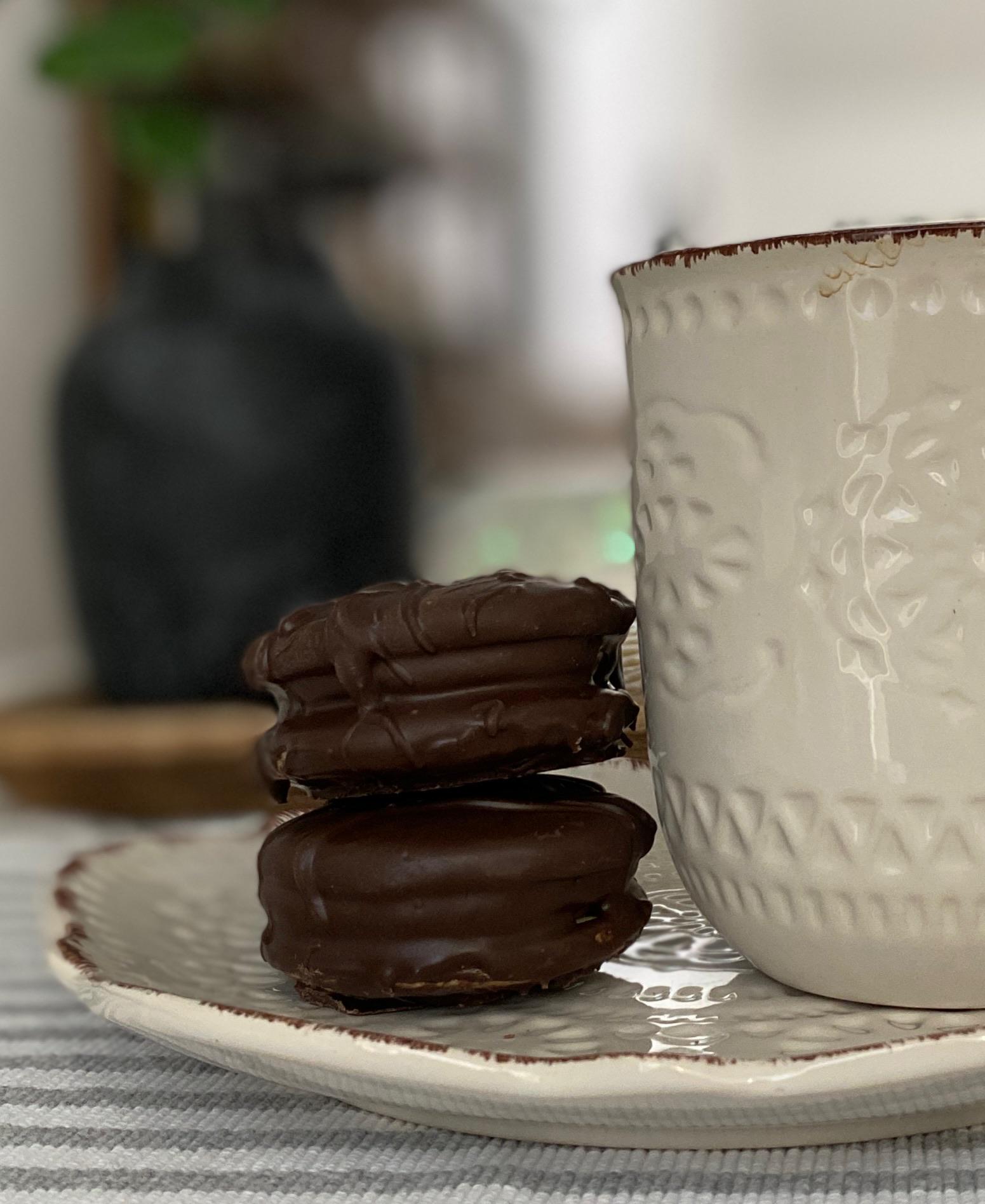 ALFAJOR Choco-dipped Peruvian Bliss - Etsy