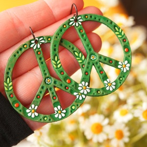 Spring Green Daisy Peace Sign Leather Earrings - Hippie Flower Power ...