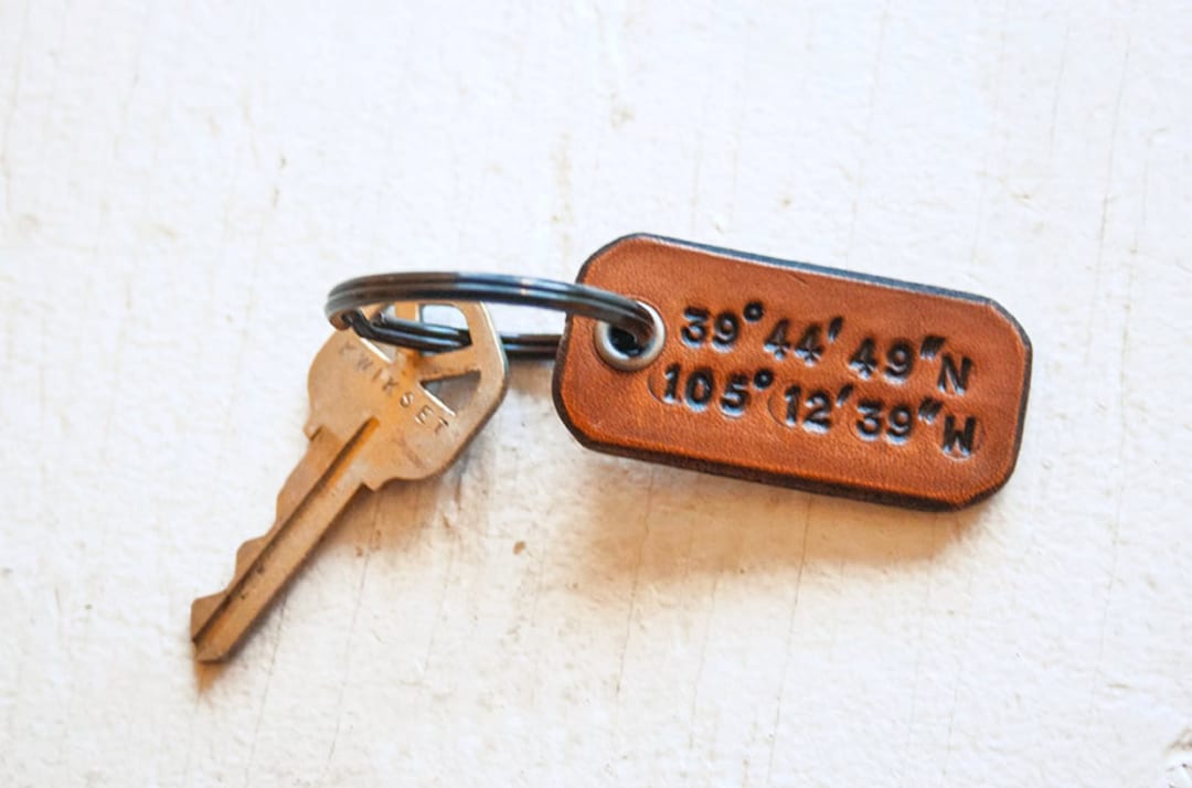 Custom Leather Tag Key Fob – Personalized GPS Coordinates, Anniversary ...