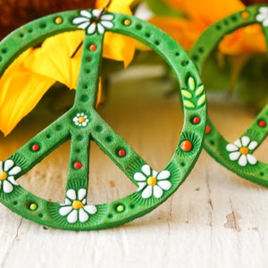 Spring Green Daisy Peace Sign Leather Earrings - Hippie Flower Power ...
