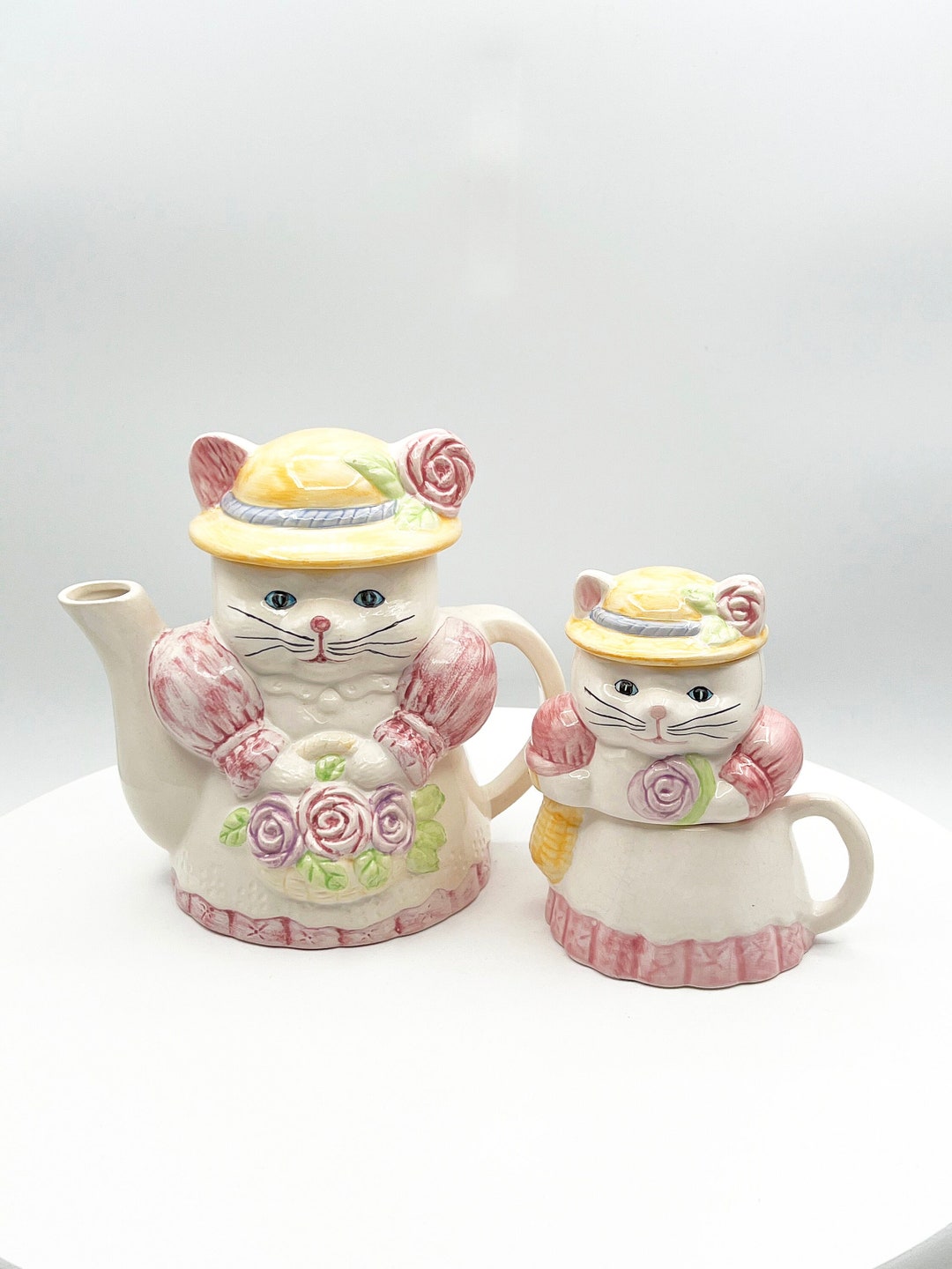 Vintage Cat Teapot Set With Dress and Floppy Hat, Springtime Teapot ...