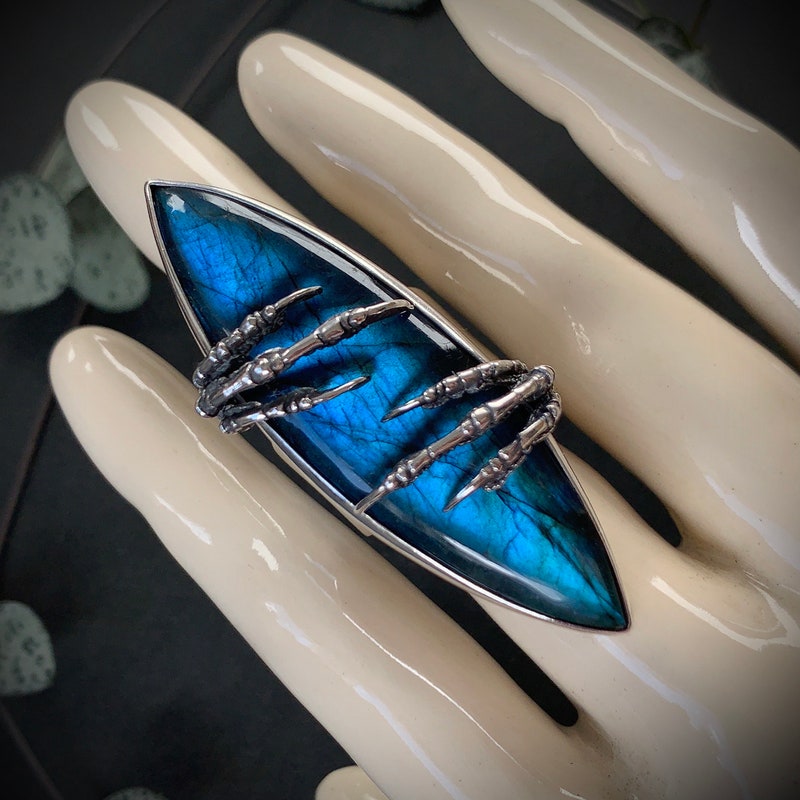 Bird Talon Ring - Etsy