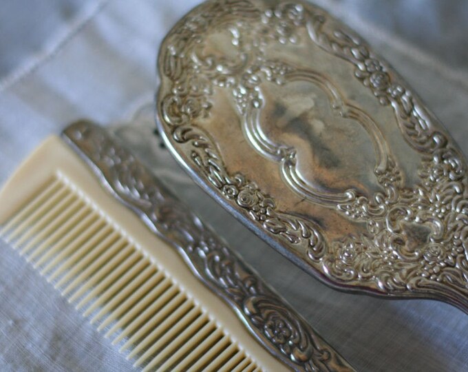 Vintage Silver Brush and Comb Set - Etsy