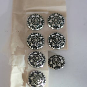 Vintage V W Gesch Silver Floral Buttons - Etsy