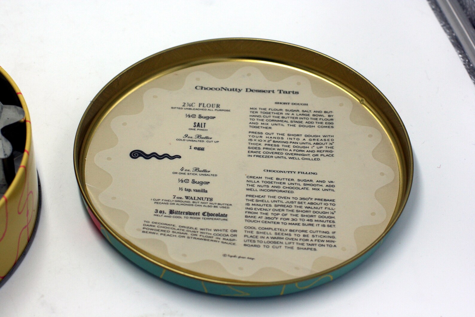 Vintage Tin of Cookie Cutters With Recipes/higashi Glaser/1991 - Etsy