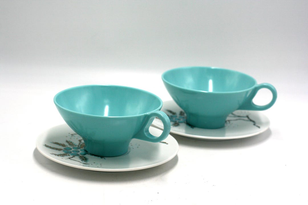 Vintage Apollo Ware Melmac Cups and Saucers by Alexander Barna - Etsy