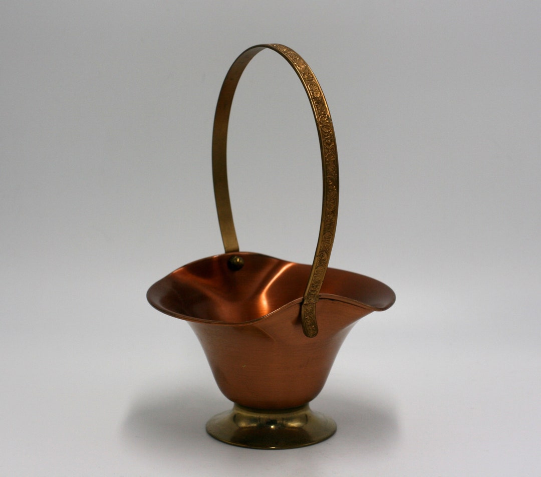 Vintage Copper Basket With Brass Handle - Etsy