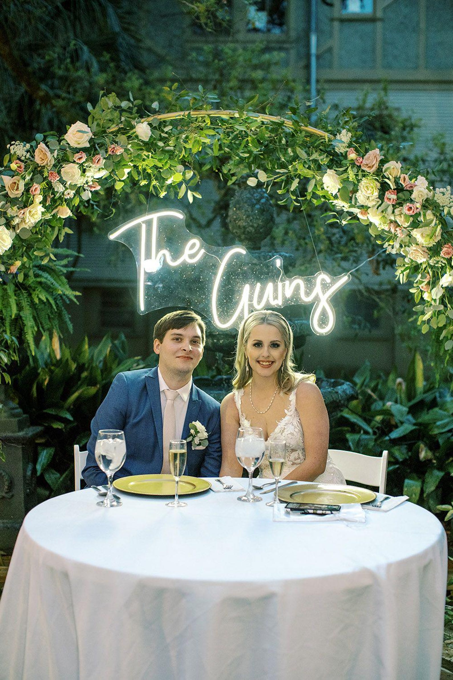 Custom Wedding Neon Sign: Personalized LED Decor, Last Name Design - Etsy