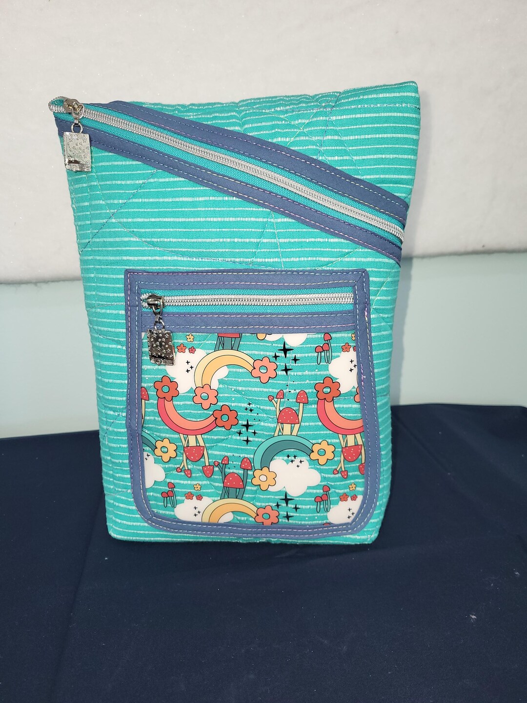 Modified Hemingway Pouch With Book Zipper Pulls - Etsy