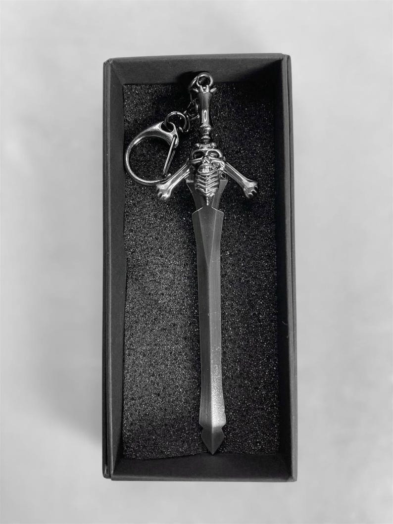 Rebellion Dante Sword Keychain - DEVIL MAY CRY - Etsy