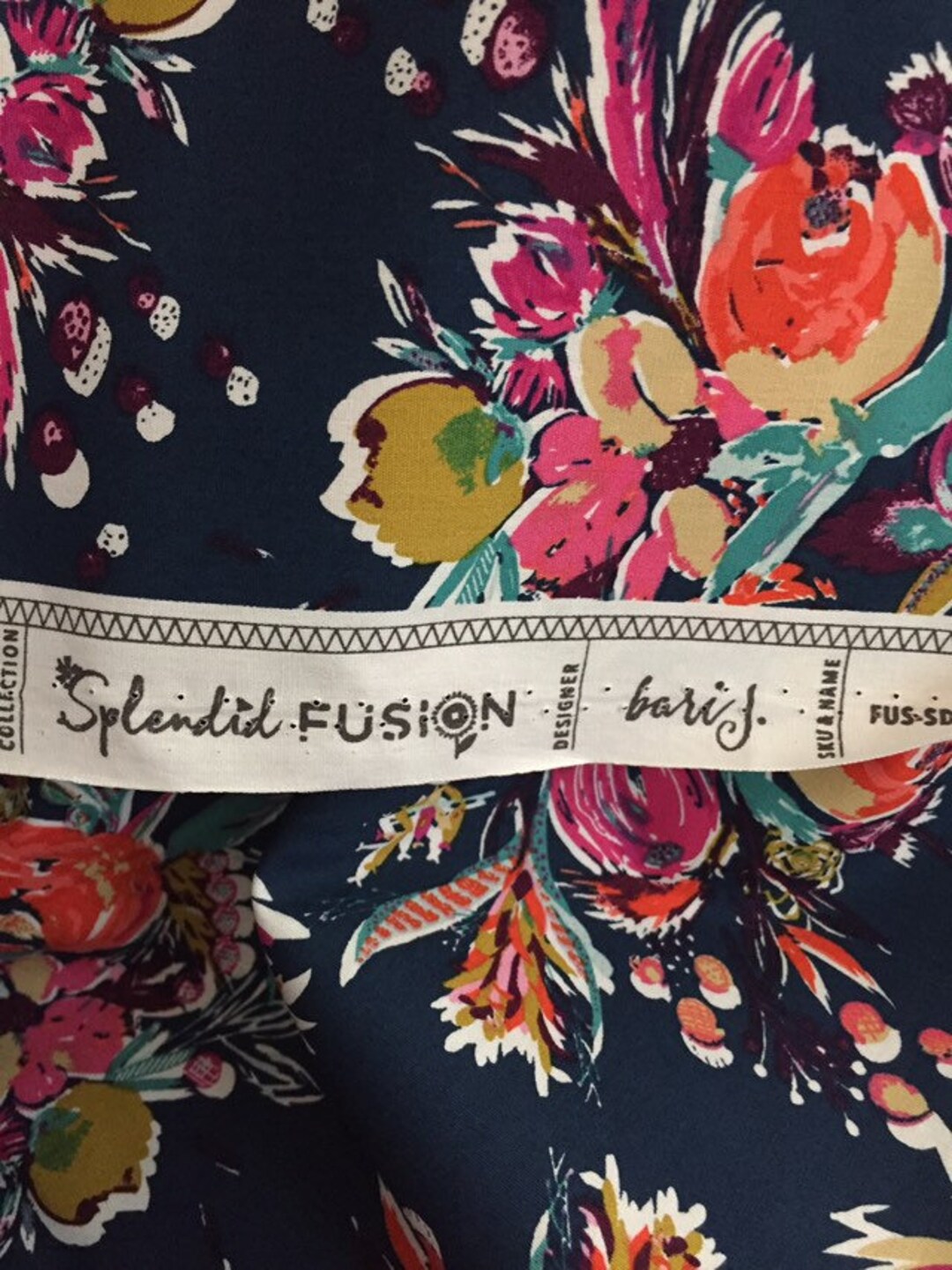 Splendid Fusion ~ Coquet Bouquet SD-1100 ~ Bari J ~ Art Gallery Fabrics ...