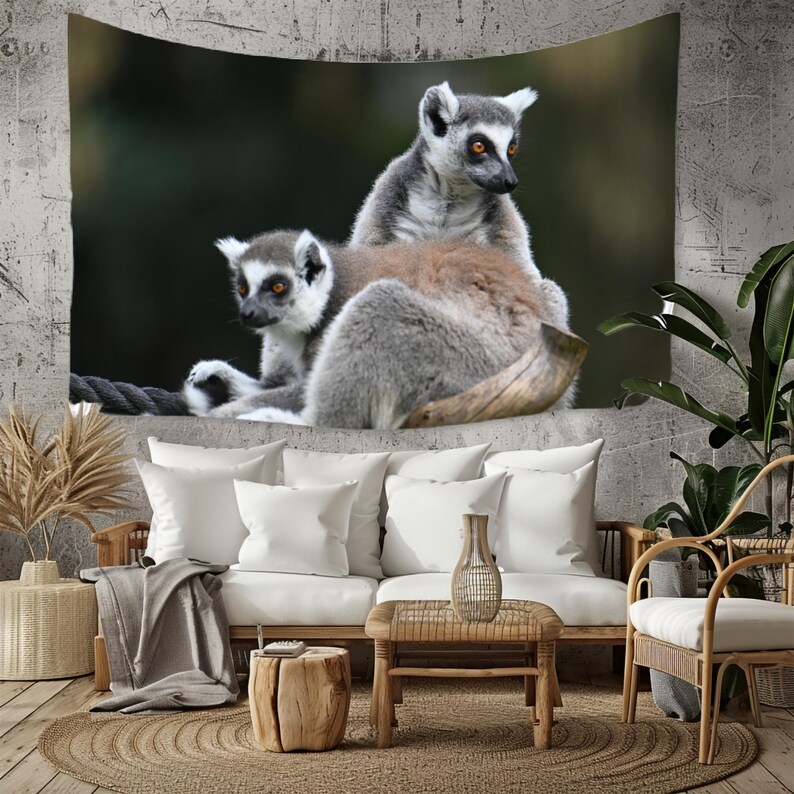 Ring-tailed Lemurs Real Photo Tapestry, Gifts for Best Friends Birthday ...