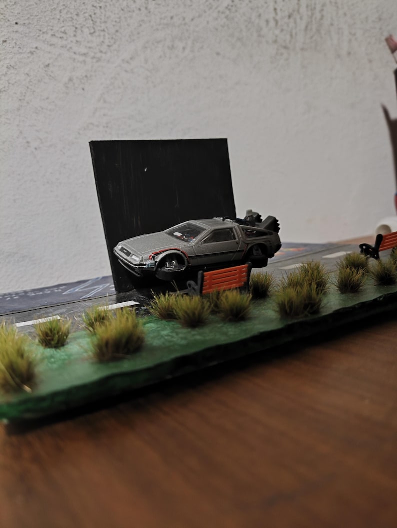 Floating Back to the Future Delorean | Hot Wheels 1/64 Diecast ...